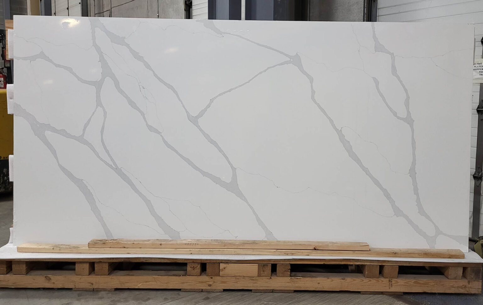 CALACATTA ROMA – AEJ Granite Inc